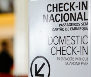 Online check-in versus airport check-in: which one to choose?